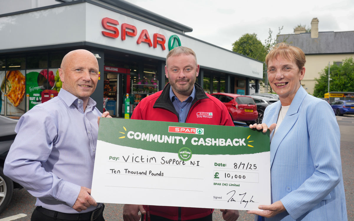 SPAR NI donate £20,000 to local community organisations